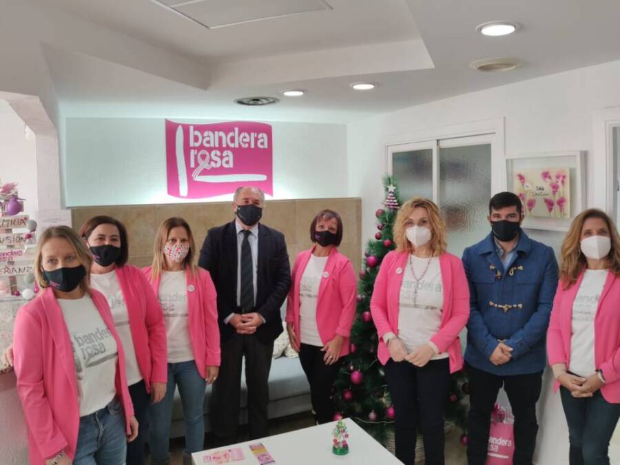 Inaugurada la nueva sede de Bandera Rosa, con una sala en recuerdo de ...
