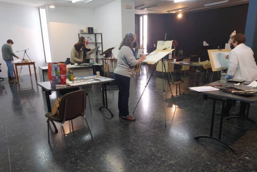 El Taller de Dibujo y Pintura ha iniciado ya las clases presenciales en ...