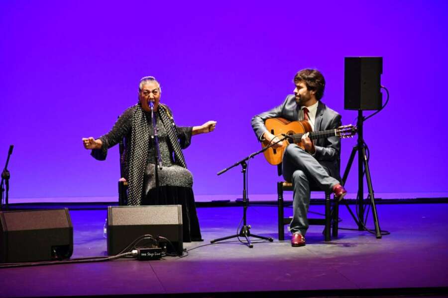 Solera y frescura en la penúltima noche de la Bienal Canela de San Roque