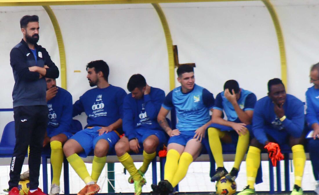 (3-1) La UD Tesorillo marca primero, pero el Chiclana Industrial le ...
