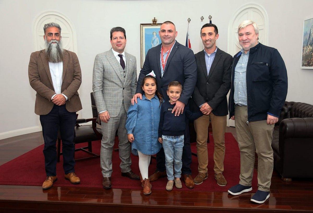 Picardo recibe al judoca Ethaniel Jeffries-Mor, finalista al Deportista ...