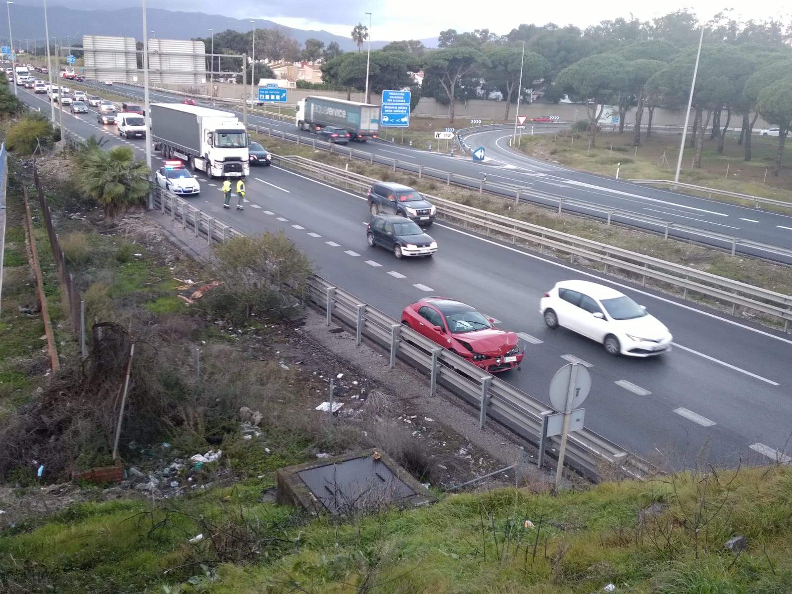 La A-7 registra importantes retenciones provocadas por dos accidentes ...