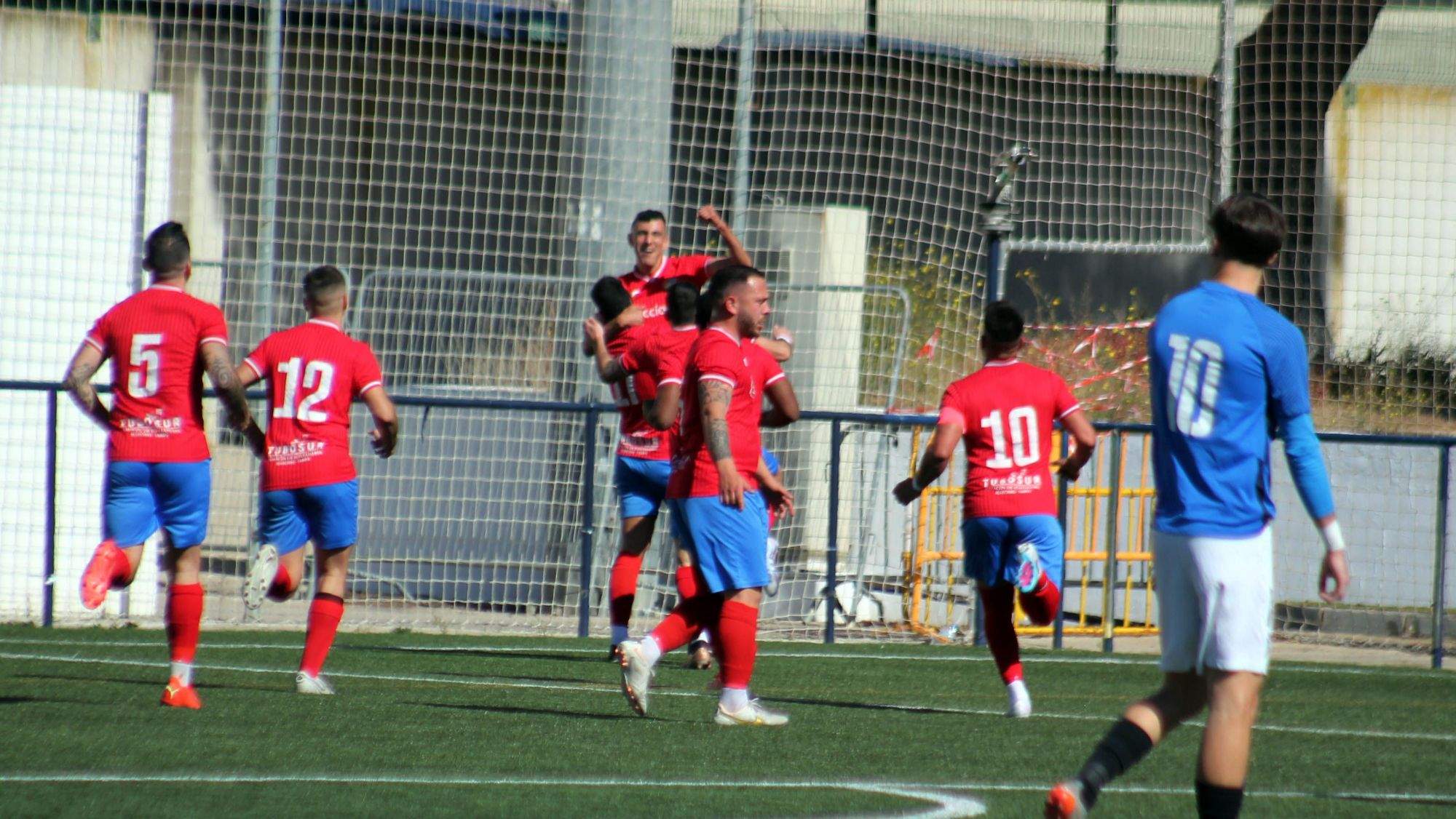 El CD Guadiaro vuelve a la lucha por el ascenso tras imponerse (0-1) al San Fernando CDI B