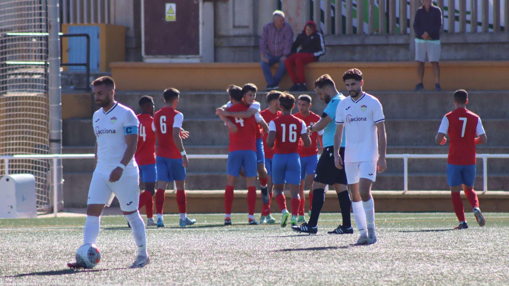 El Algeciras CF B gana el derbi ante el CD Guadiaro con los 'zarpazos' de Bryan y Denis