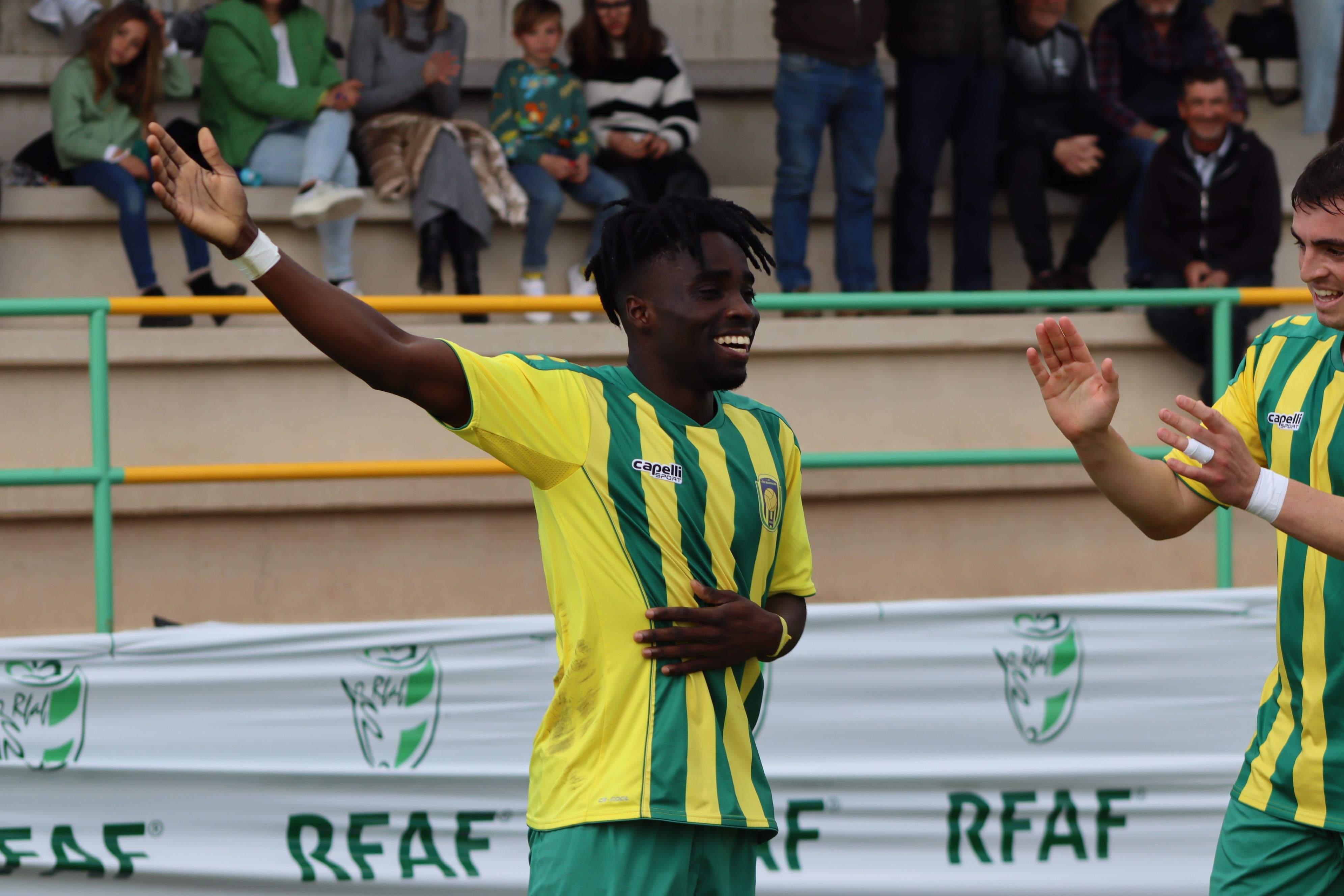 La UD Los Barrios gana seis semanas después y vuelve a creer en el ascenso (3-1)