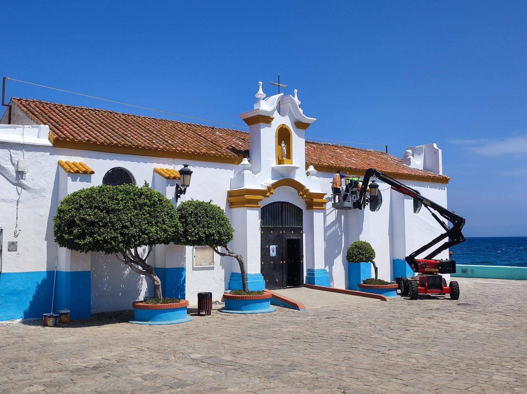 ¿Por qué la parroquia del Carmen de La Atunara se está pintando con el ...
