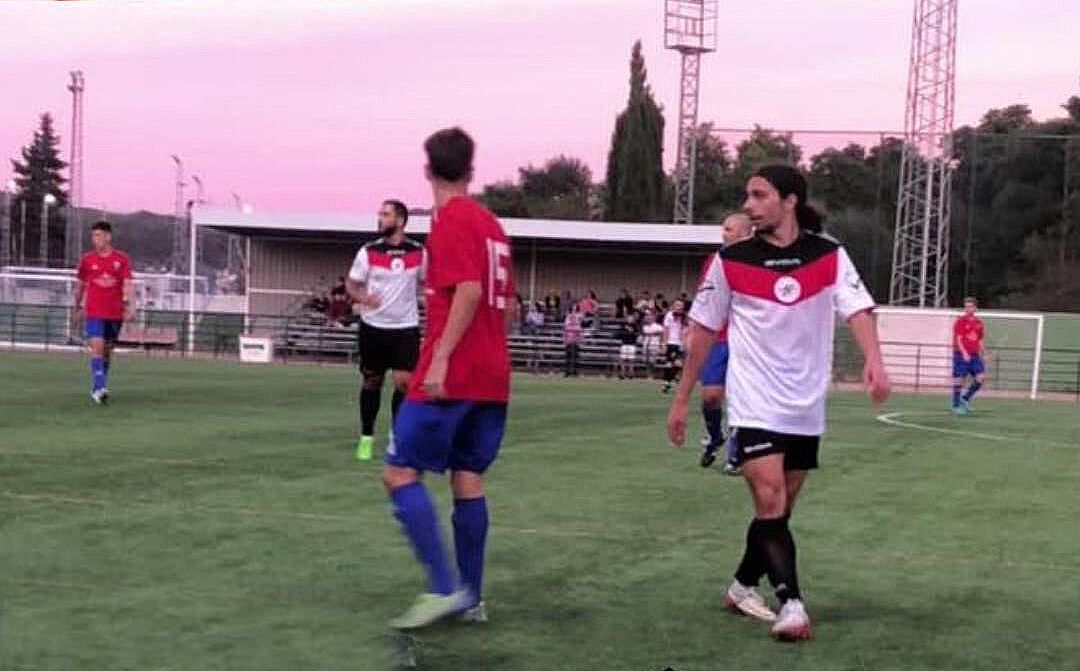 El CD La Rock Puente FC puntúa en un duelo con dos penaltis (1-1) en un ...