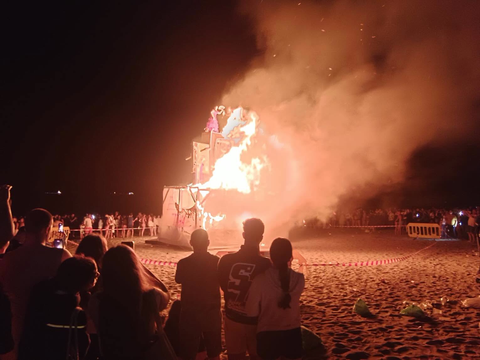 La Noche de San Juan en La Línea se salda con 24 rescates en playas con ...