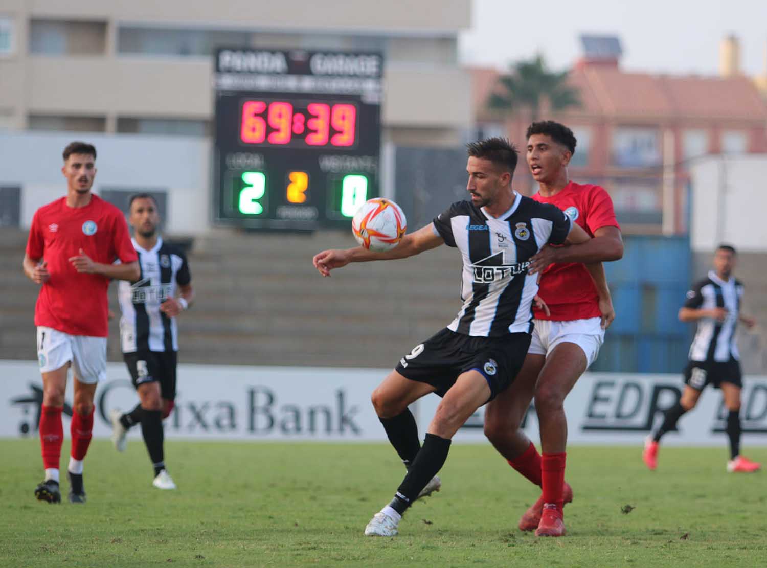 La RB Linense se impone al CD El Ejido y gana por fin en pretemporada (2-1)