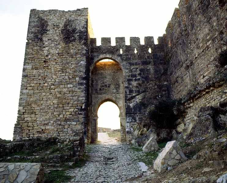 Visitas guiadas gratuitas al Castillo-Fortaleza de Jimena durante este ...