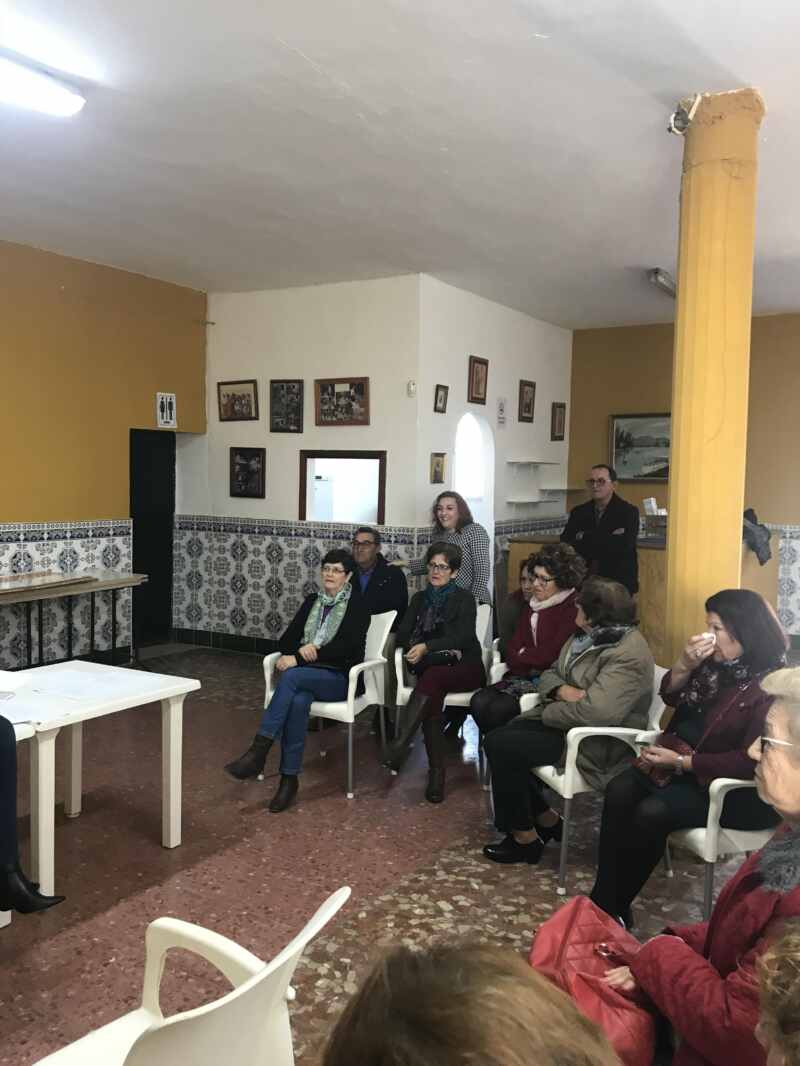 La Oficina del Mayor continua con las charlas informativas en la AAVV ...