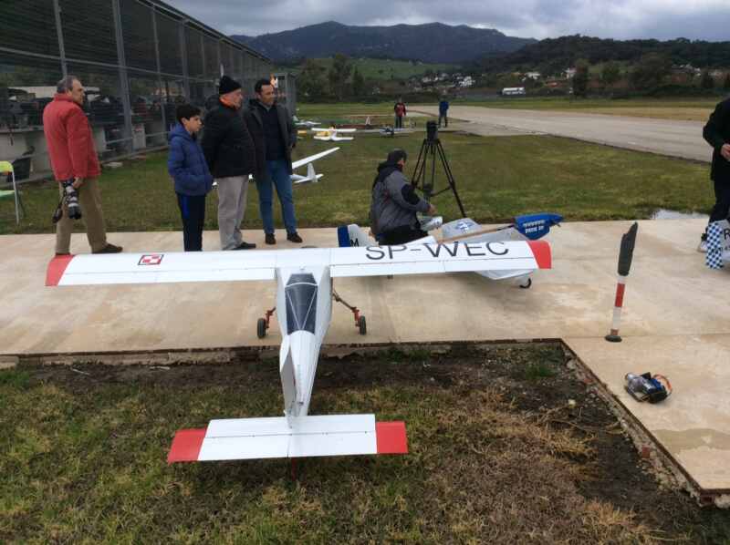 El Club de Aeromodelismo muestra sus maquetas en la concentración anual