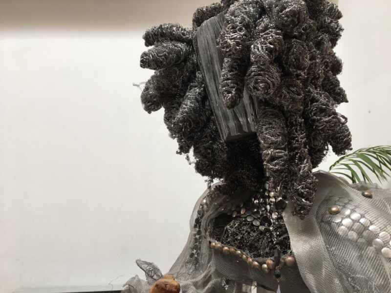 Las mujeres de Mayte Escudero llenan el Centro Documental José Luis Cano